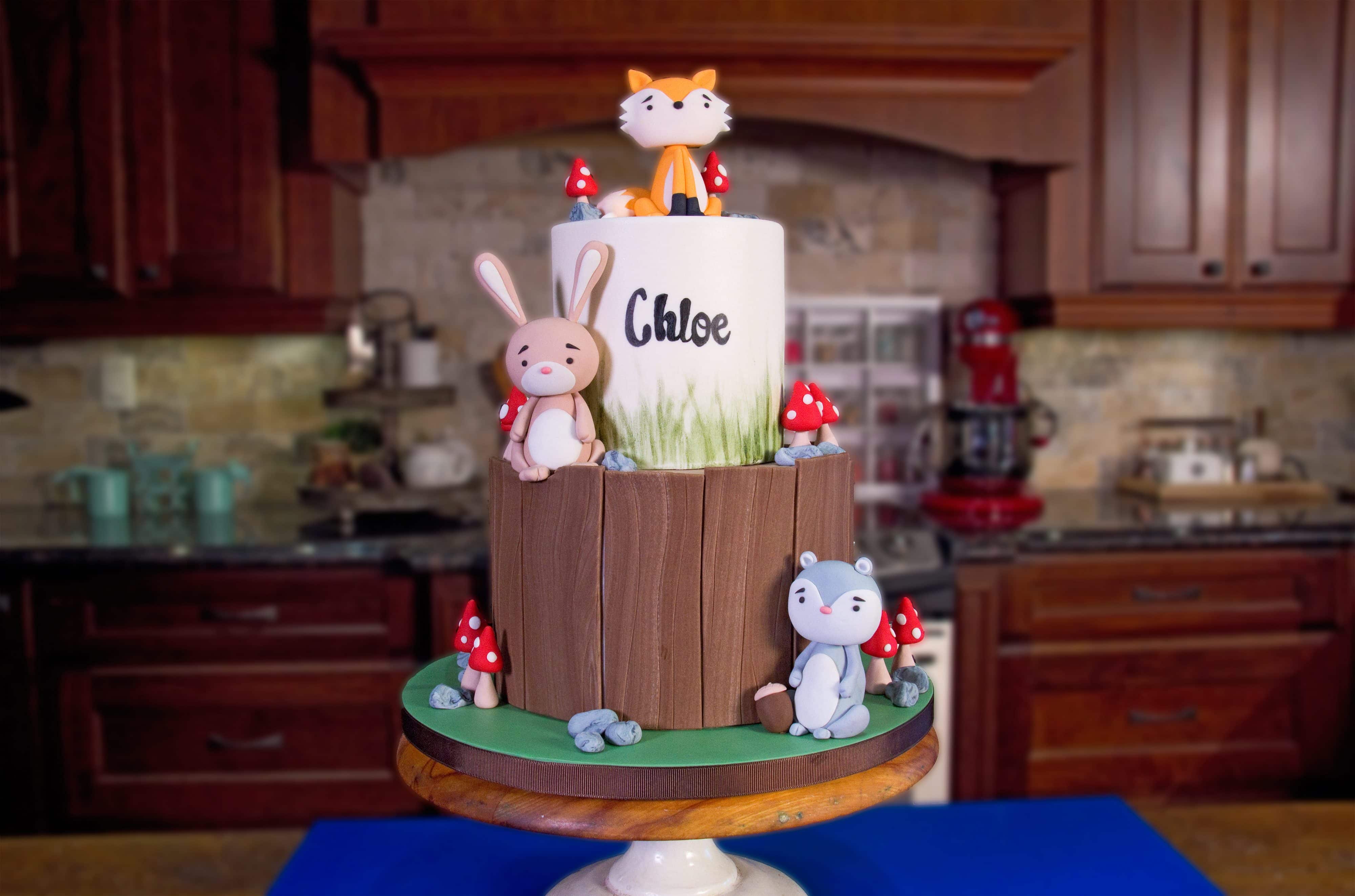 Woodland Critter Cake | Animal Modeling | Wood Panels | Cake Decorating