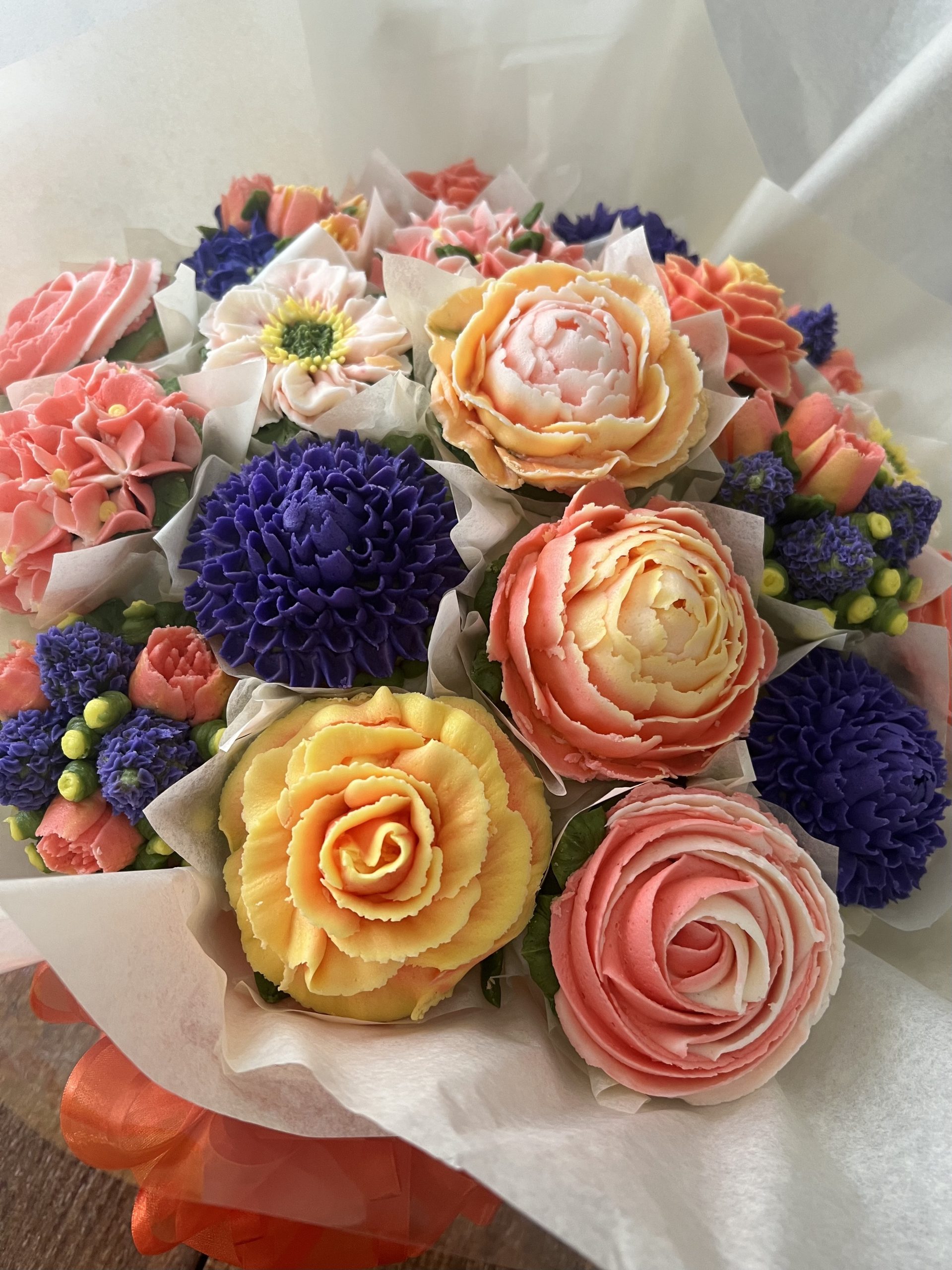 cupcake frosting | frosting | cupcakes | cupcake bouquet